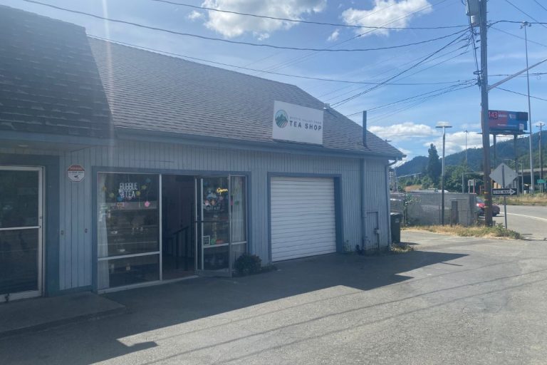 The Oregon Cheese Cave - New Rogue Produce Drop Site